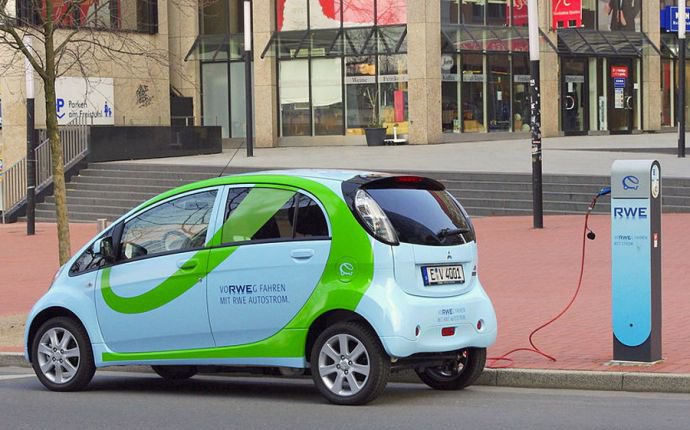 Mitsubishi i-MiEV technical specifications and fuel economy
